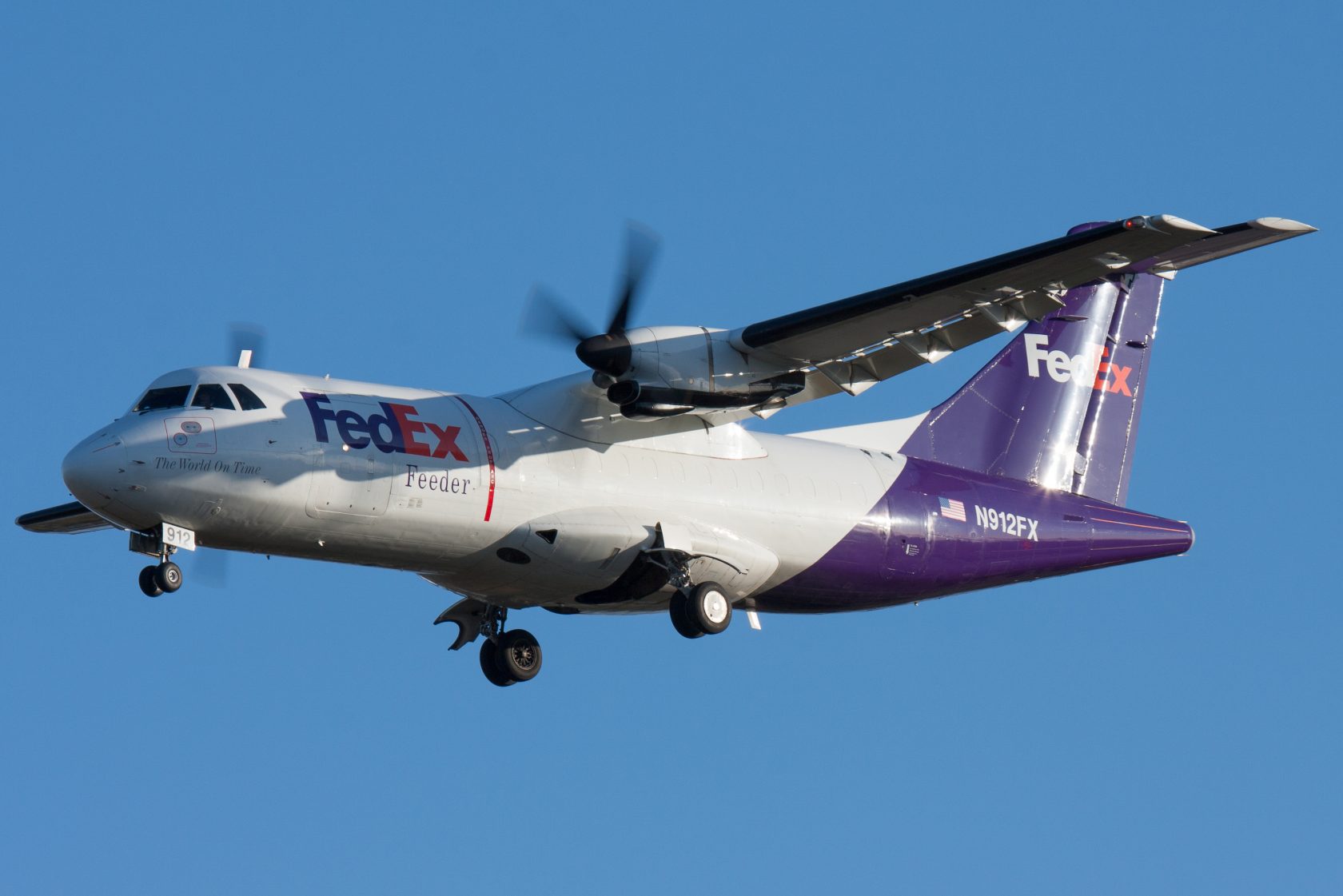 Sikorsky and FedEx quietly begin single-pilot tests for cargo airliners ...