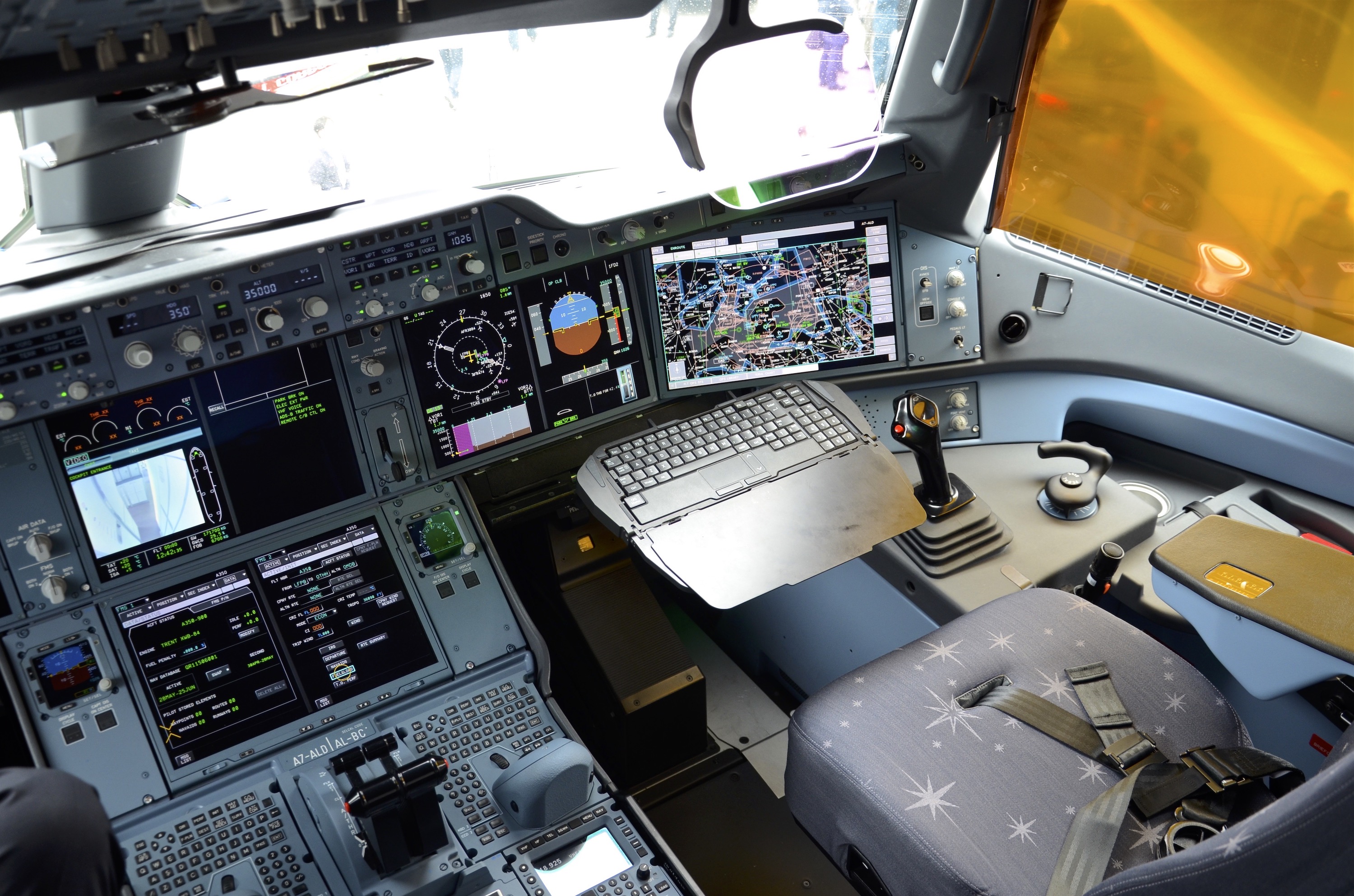 Like it or not, the foundations for single-pilot flying are being laid ...