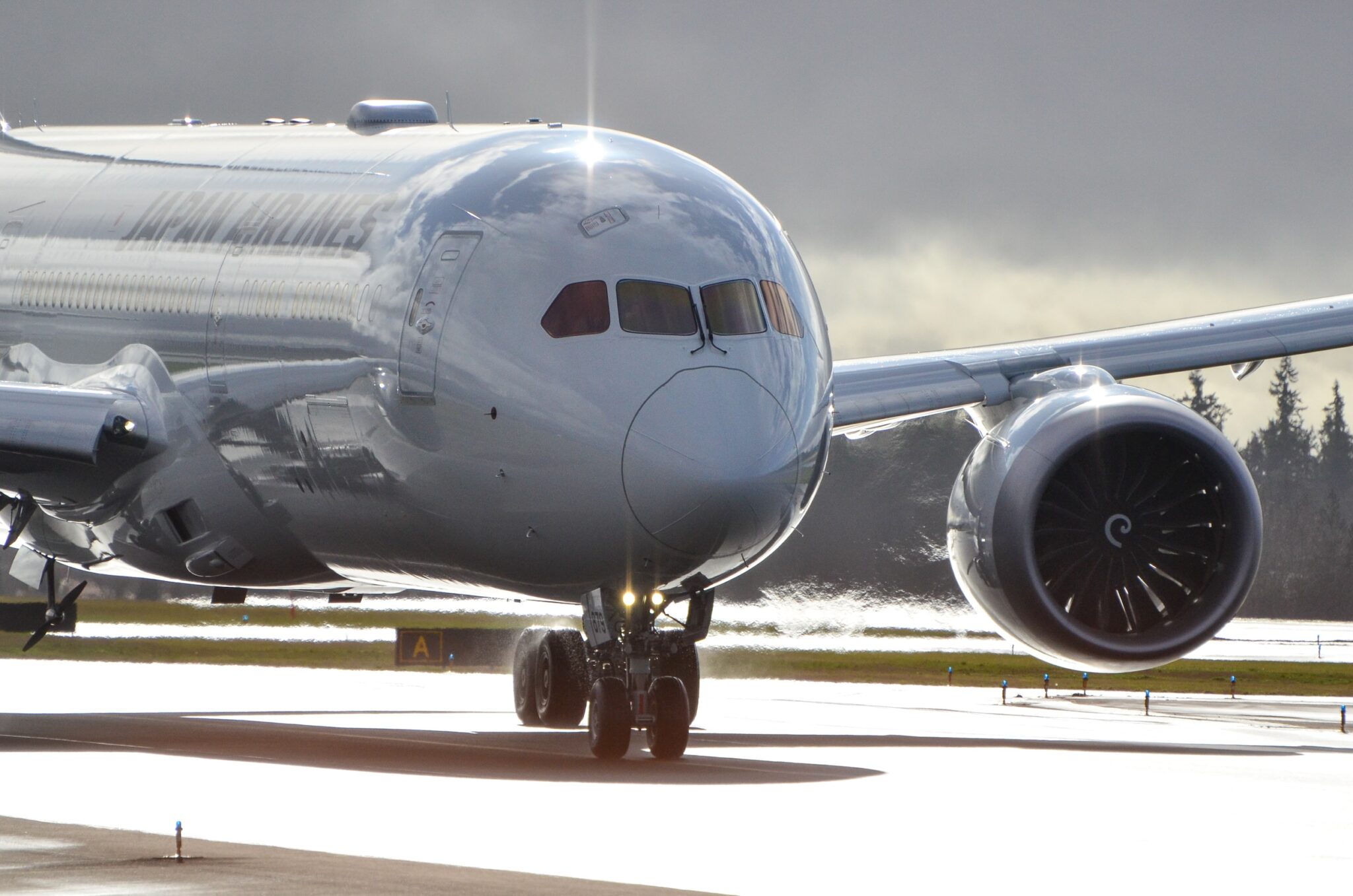 For airlines to hit net-zero in 2050, plane makers will need to get ...