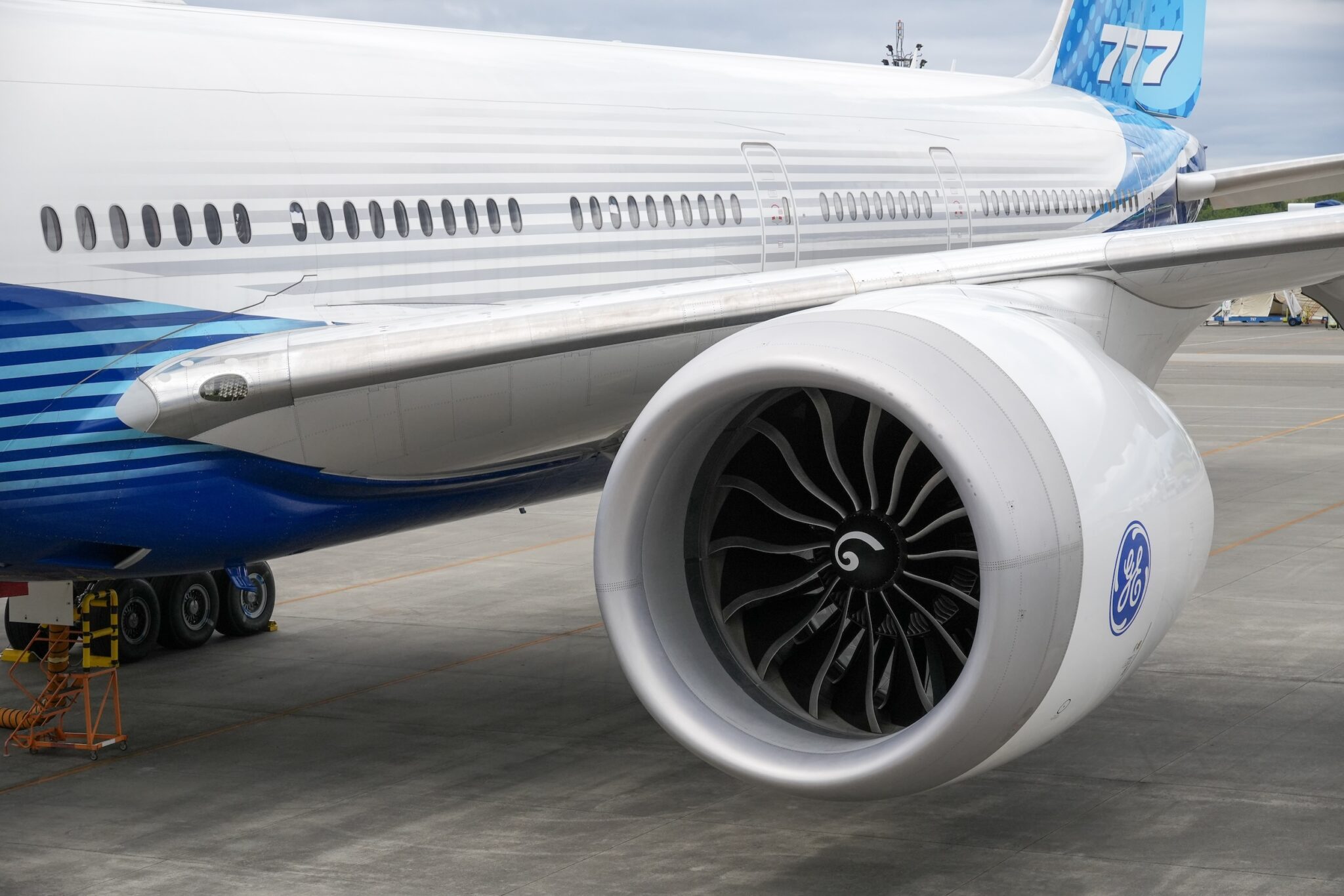 Boeing grounds 777X test fleet after failure of key engine mounting ...