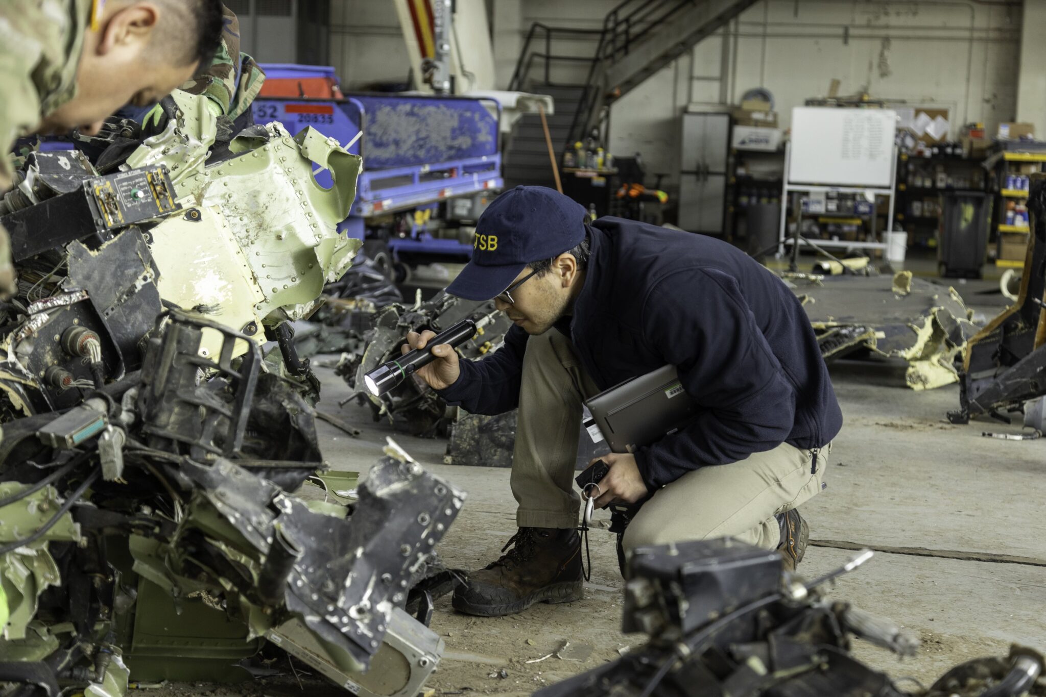 Live Updates: NTSB investigative hearing on DCA mid-air collision - The ...