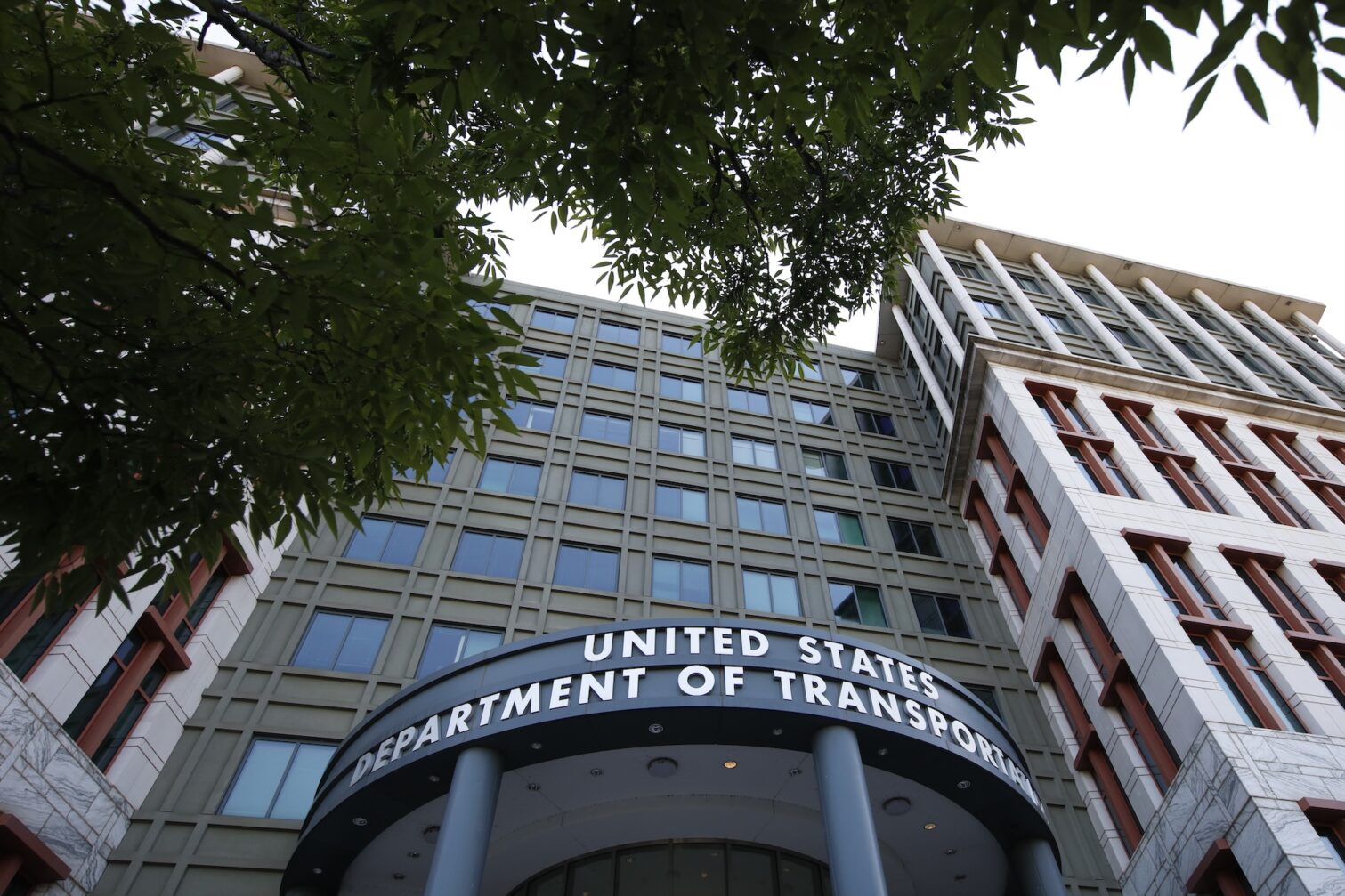 FAA document warns move to DOT HQ could impact safety, cost over $250 ...